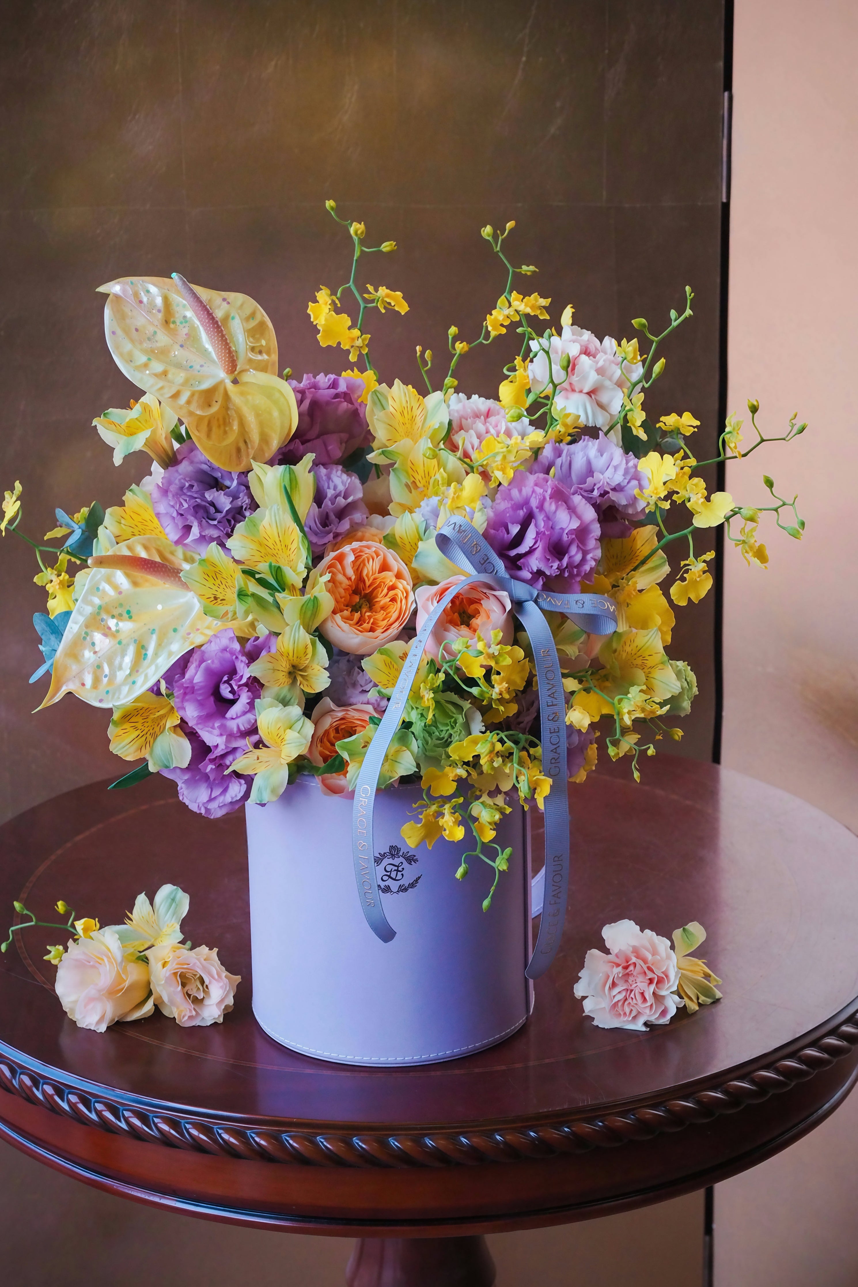 Luminous Bliss – Grace & Favour 小生有禮